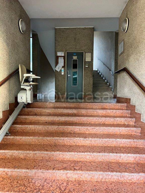 Appartamento in vendita a Erba via Diaz, 9