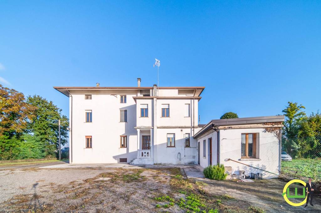 Villa in vendita a San Vito al Tagliamento ss13