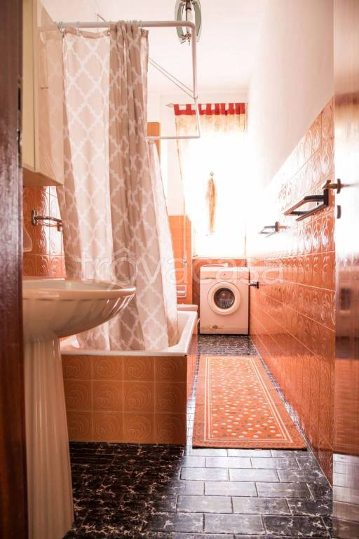 Appartamento in vendita a Ceglie Messapica via Papa Giovanni xxiii, 30