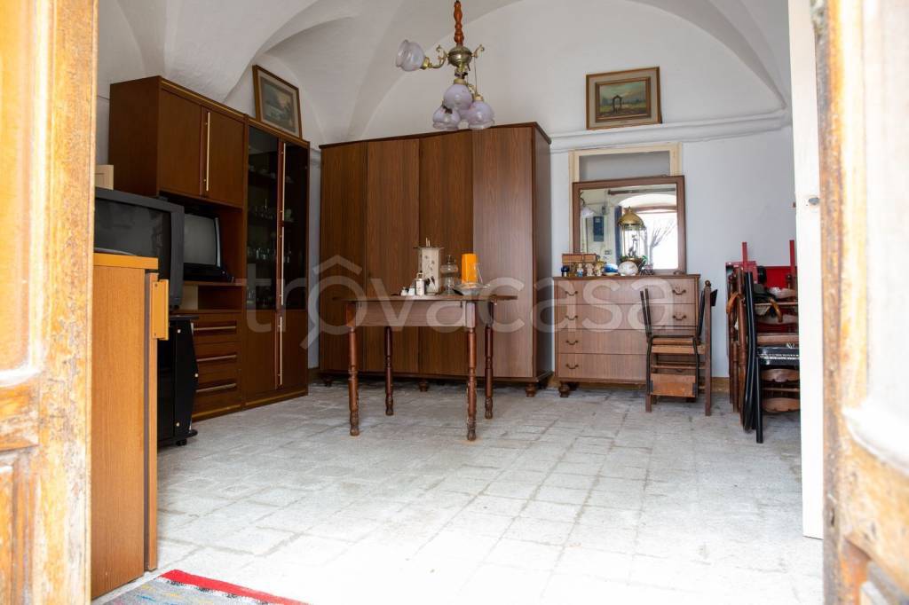 Rustico in vendita a Ceglie Messapica via zara, 22