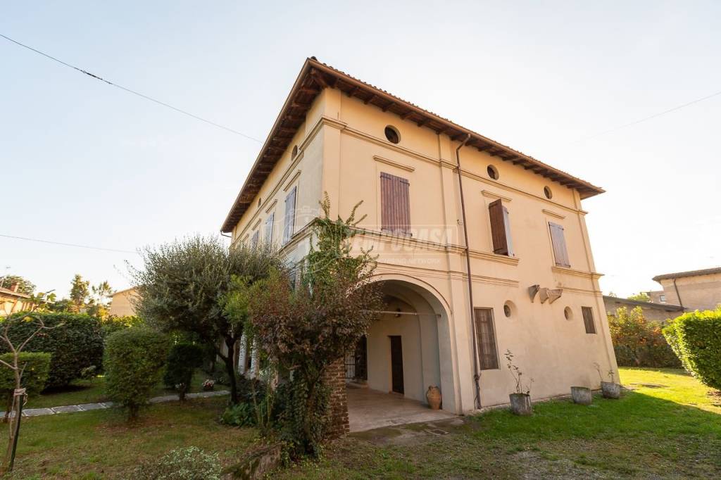 Villa in vendita a Bagnolo Mella via Circonvallazione