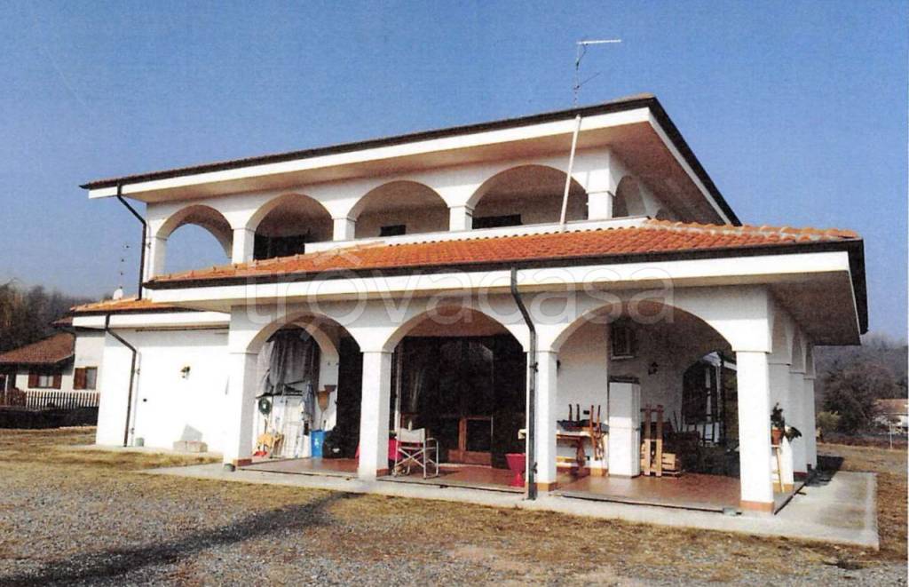 Appartamento all'asta a Dorzano via dua