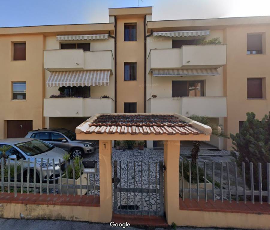 Appartamento all'asta a Falconara Marittima via e. Montale
