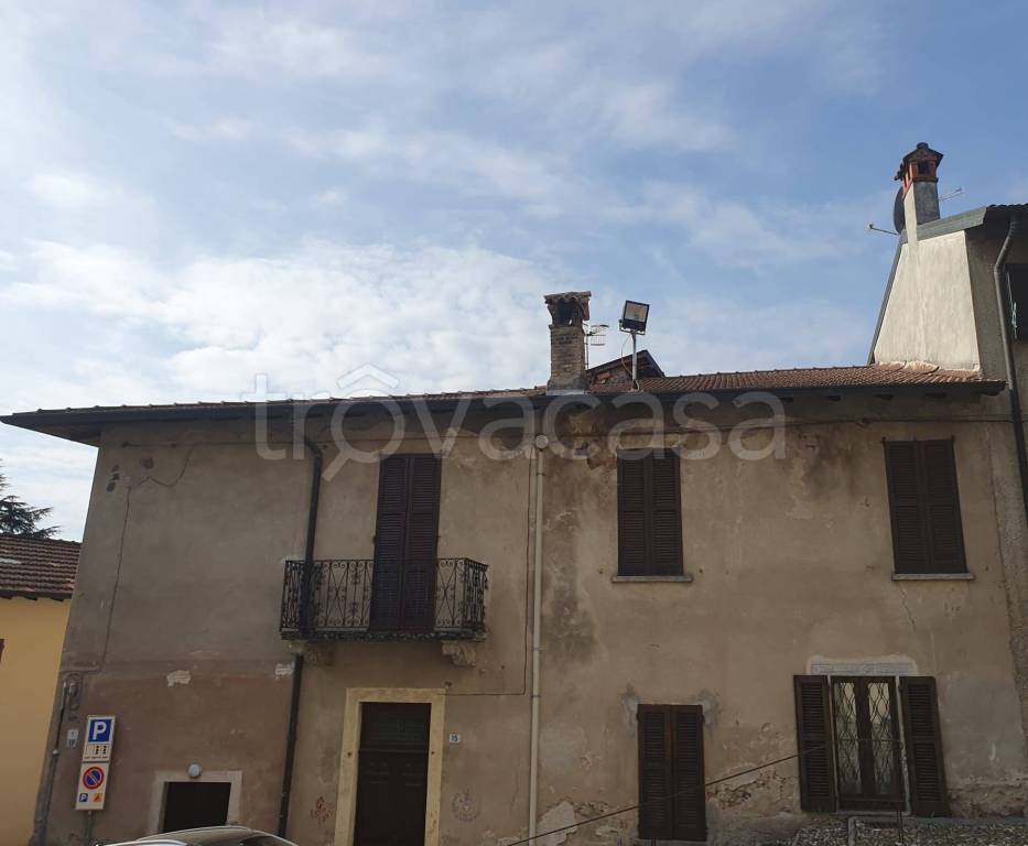 Appartamento in vendita a Daverio via Vittorio Veneto, 17