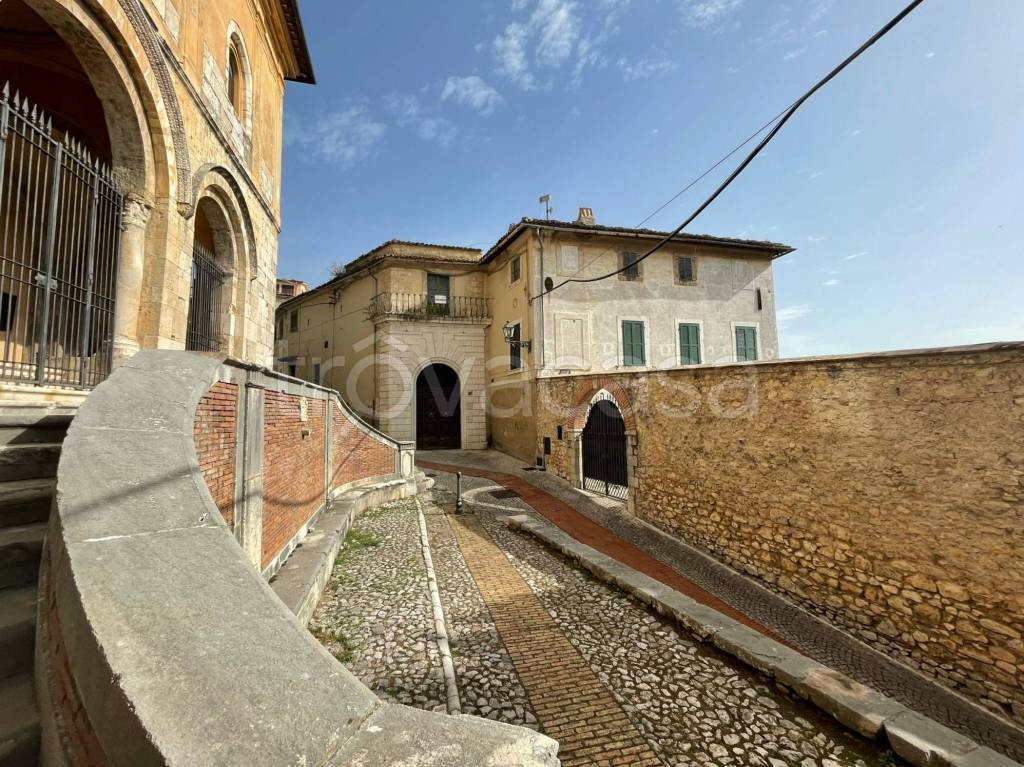 Appartamento in vendita a Veroli via Giuseppe Garibaldi