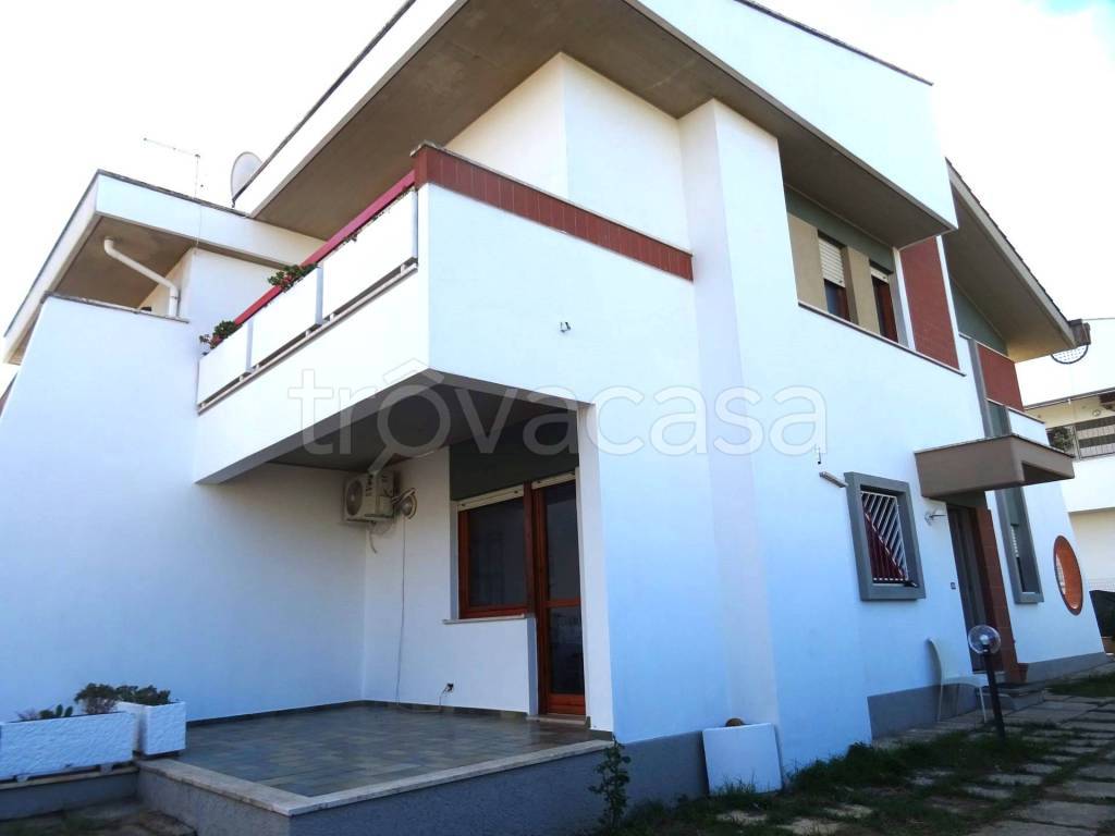 Villa Bifamiliare in vendita ad Anzio via dei Lecci, 7