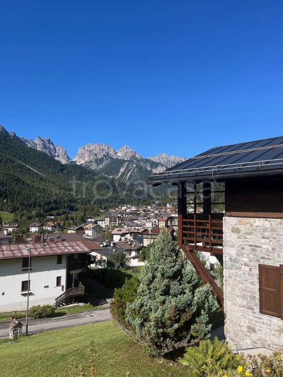 Villa in vendita a Forni di Sopra via Plan dal Moru