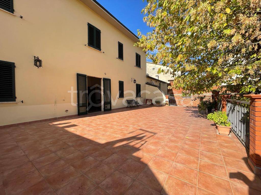 Appartamento in vendita ad Arezzo via Leone Leoni
