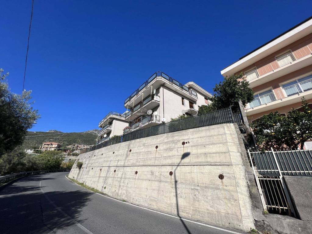 Appartamento in vendita a Boissano via Cappella Nuova