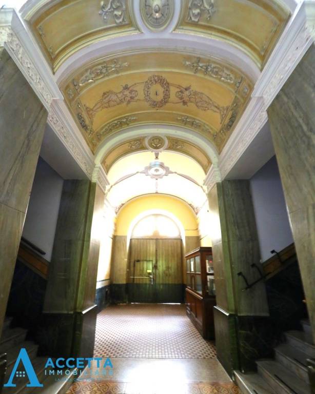 Appartamento in vendita a Taranto via Regina Elena, 44