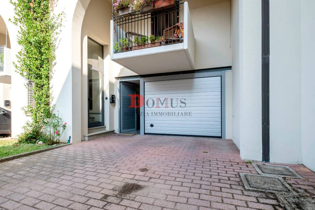 Villa a Schiera in vendita a Mantova