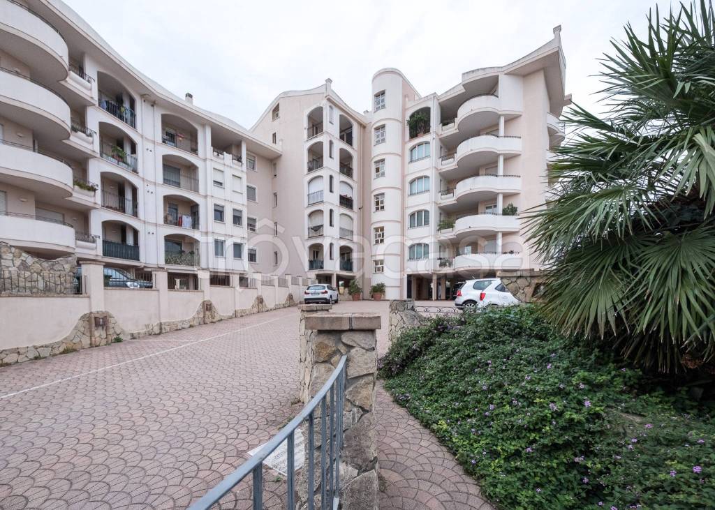 Appartamento in vendita a Selargius via Loni