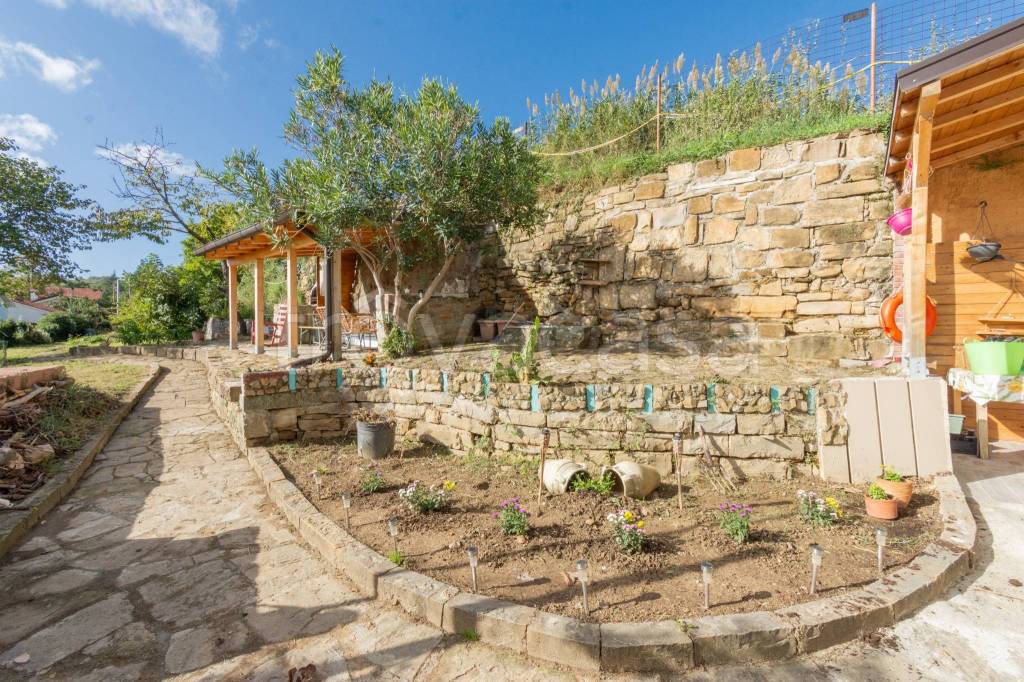 Appartamento in vendita a Muggia località Pisciolon, 28