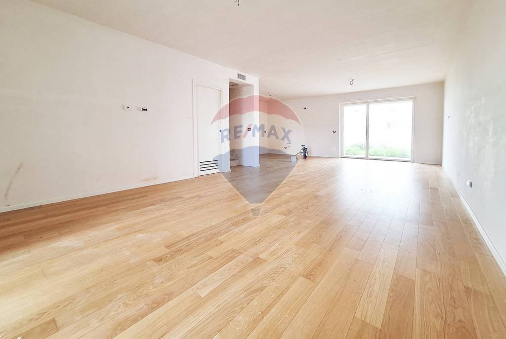 Villa a Schiera in vendita a Giovinazzo via bari, 180