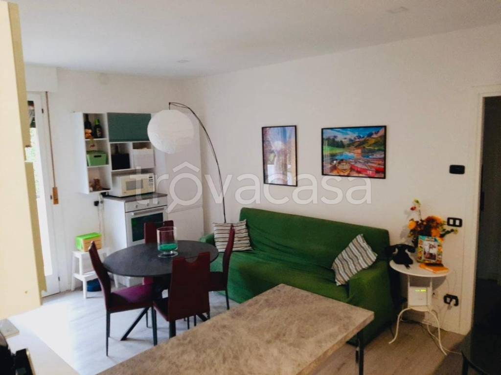 Appartamento in vendita a Mira via Sandro Pertini, 38