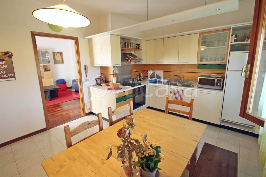 Villa Bifamiliare in vendita a Santa Maria di Sala