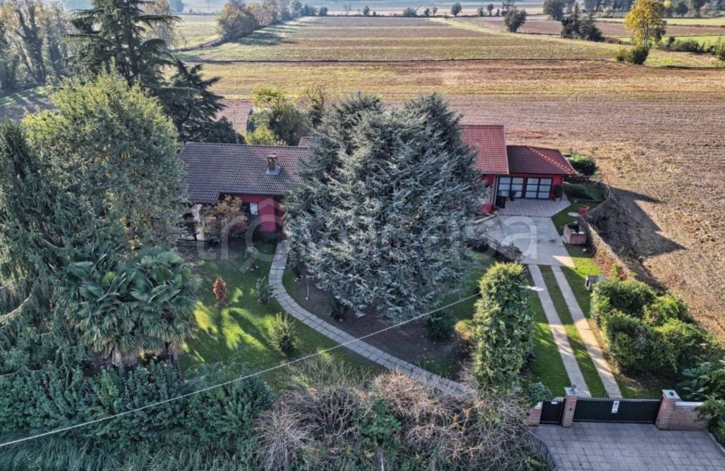 Villa in in vendita da privato a Tribiano via Roma, 2A