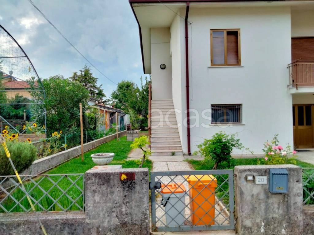 Villa Bifamiliare in in vendita da privato a San Vito al Tagliamento via Oderzo, 20