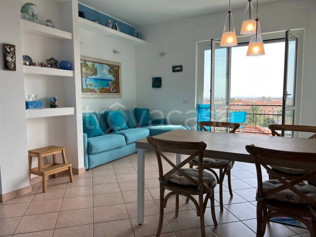 Appartamento in vendita a Diano Marina via Diano Castello