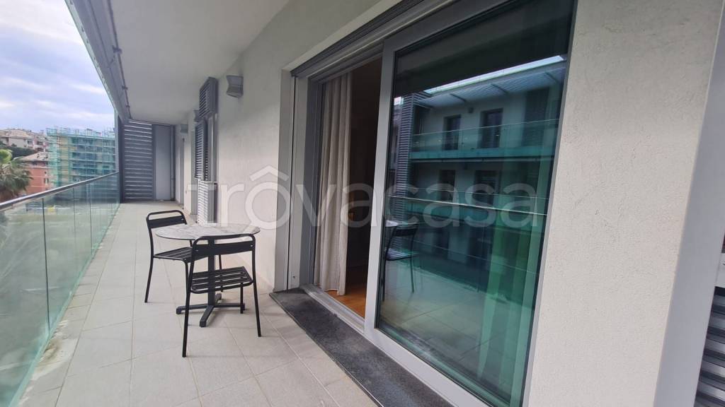 Appartamento in vendita a Genova via Boccadasse, 39