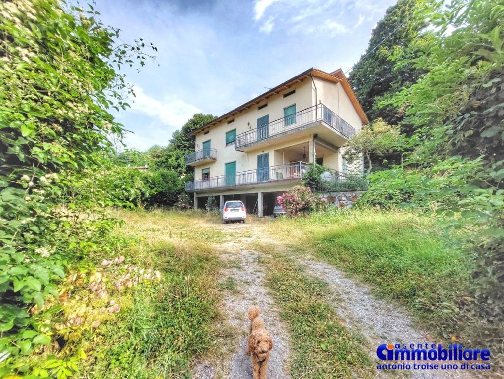 Casa Indipendente in vendita a Pistoia via Modenese