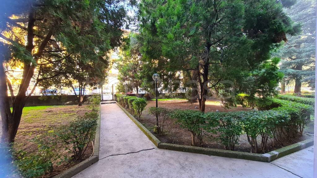 Appartamento in vendita a Torino via Schio, 11