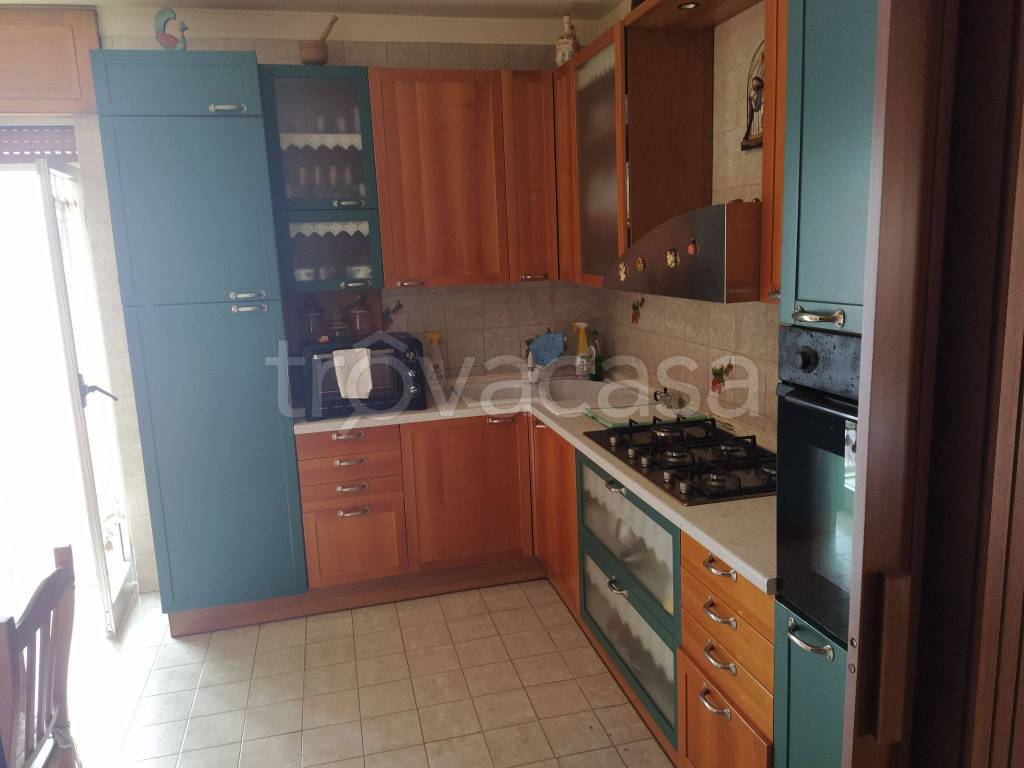 Appartamento in in vendita da privato a Carapelle piazza Dante Alighieri, 8