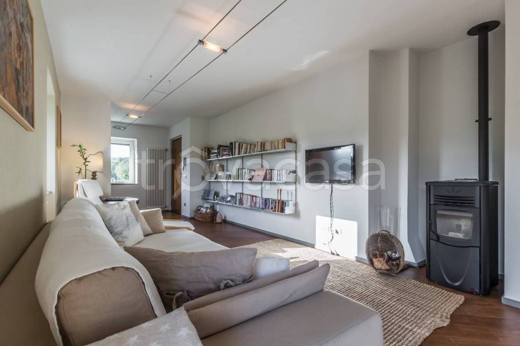 Appartamento in vendita ad Albareto strada Provinciale di Bertorella, 102