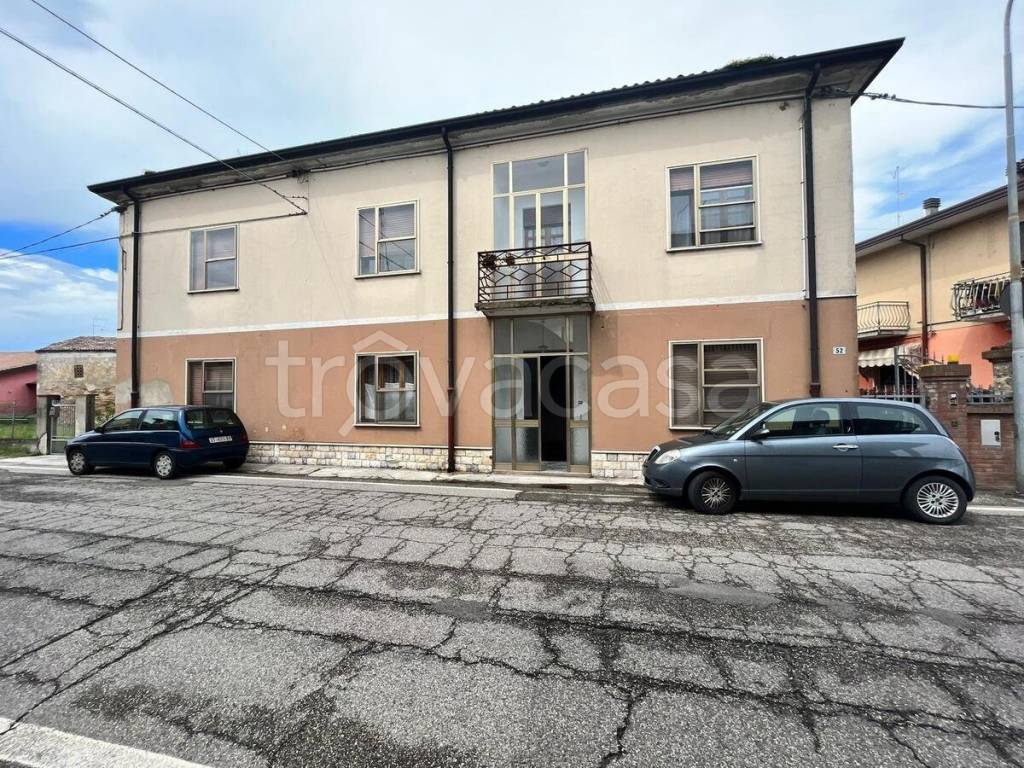 Villa in vendita a Taglio di Po via Roma