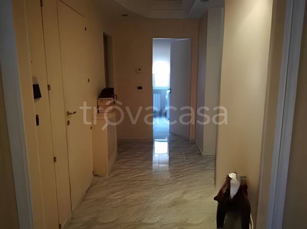 Appartamento all'asta a Marsicovetere via g. Fortunato 11