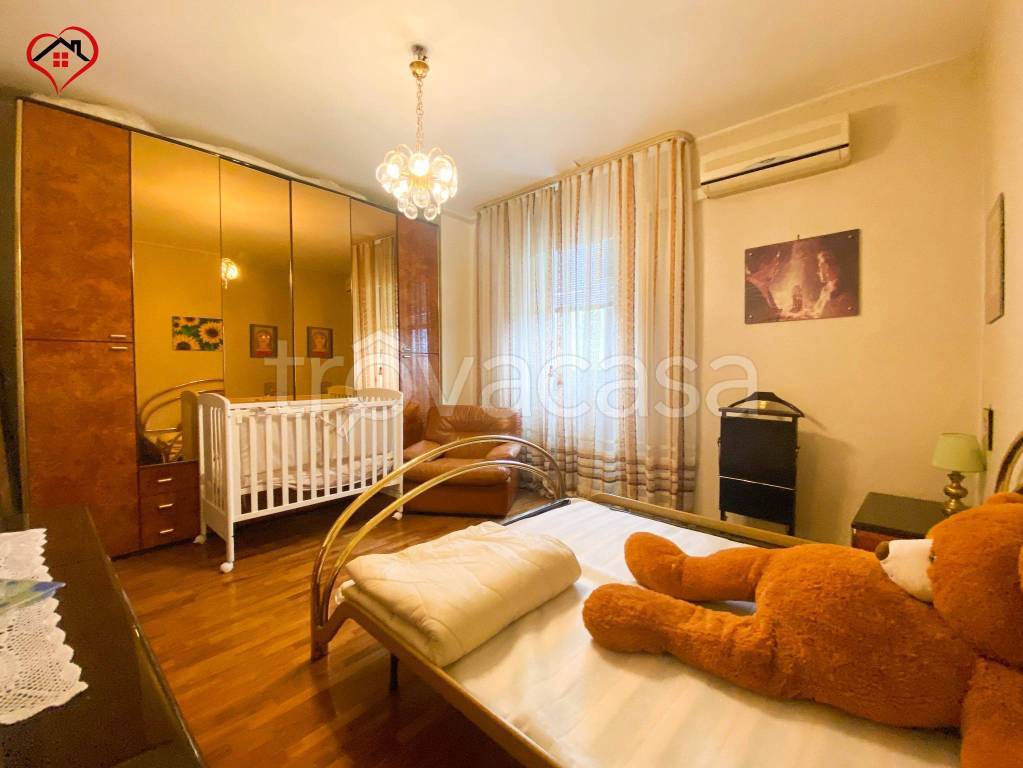 Appartamento in vendita a Trieste via Monte Canin, 10