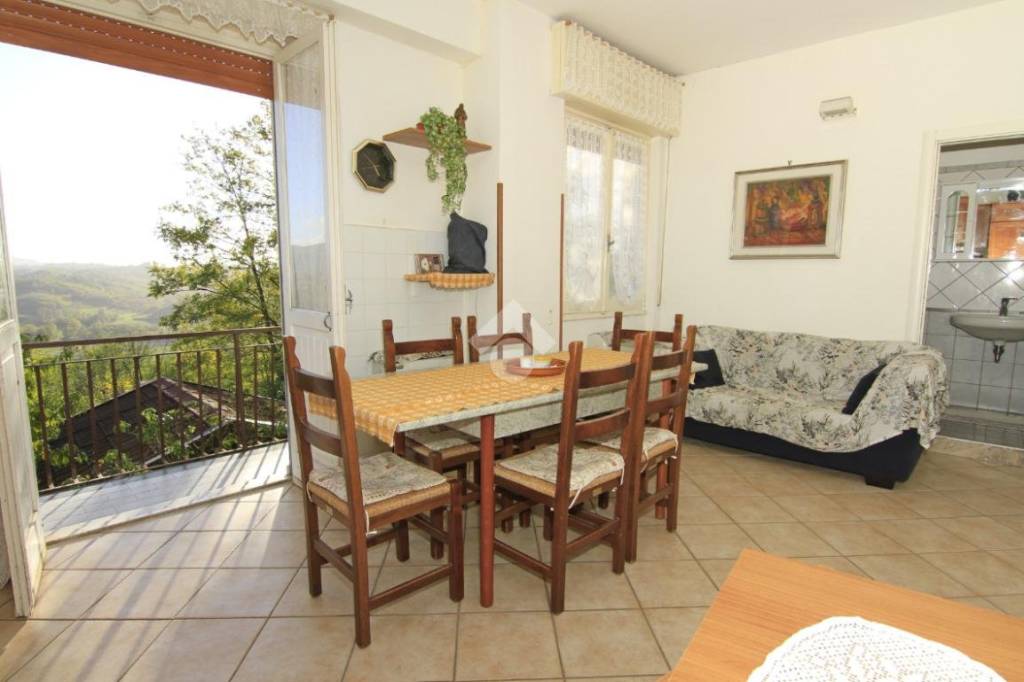 Casa Indipendente in vendita a Parodi Ligure via XX Settembre, 63