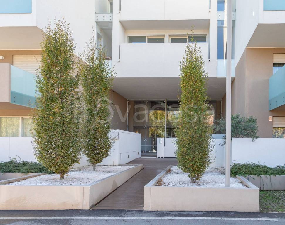 Appartamento in vendita a Barlassina via Piave, 80