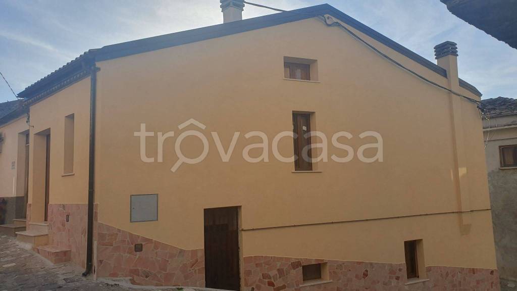 Appartamento in in vendita da privato a Cersosimo via Vincenzo Gioberti, 19