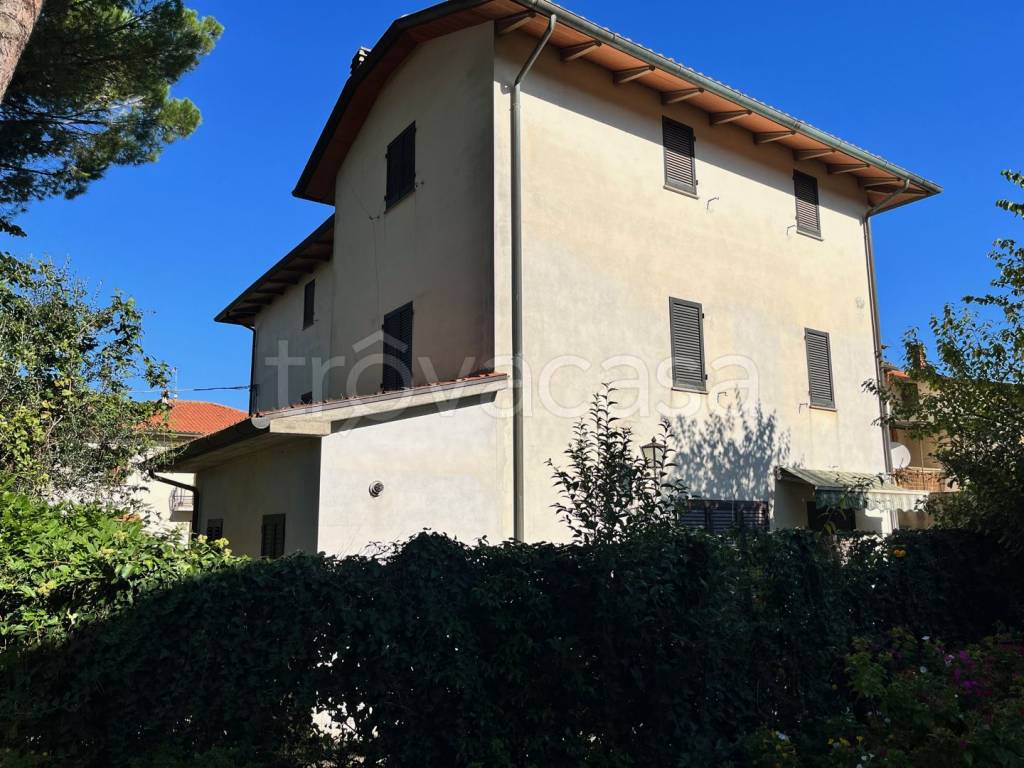 Villa a Schiera in vendita ad Arezzo
