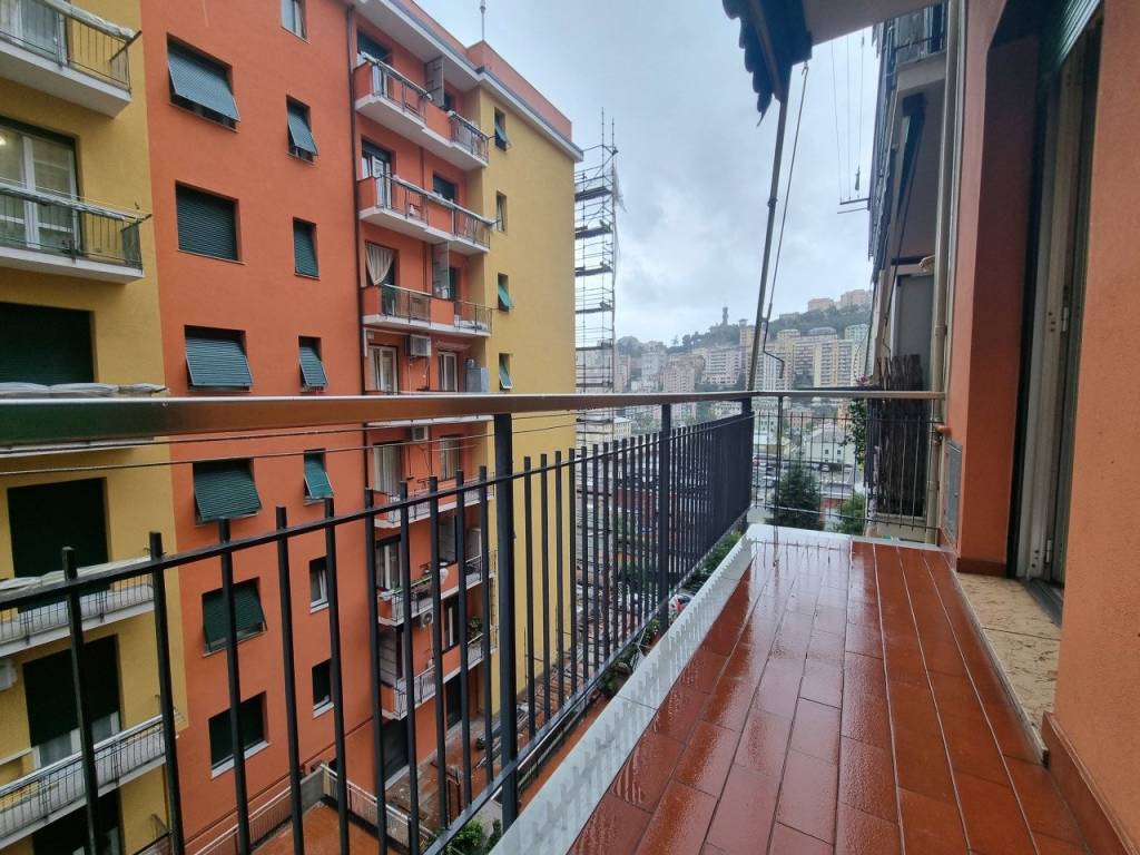 Appartamento in vendita a Genova via Giuseppe Piantelli, 2
