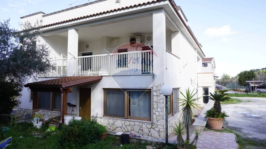 Villa in vendita a Vieste località Palude Mezzane, 72