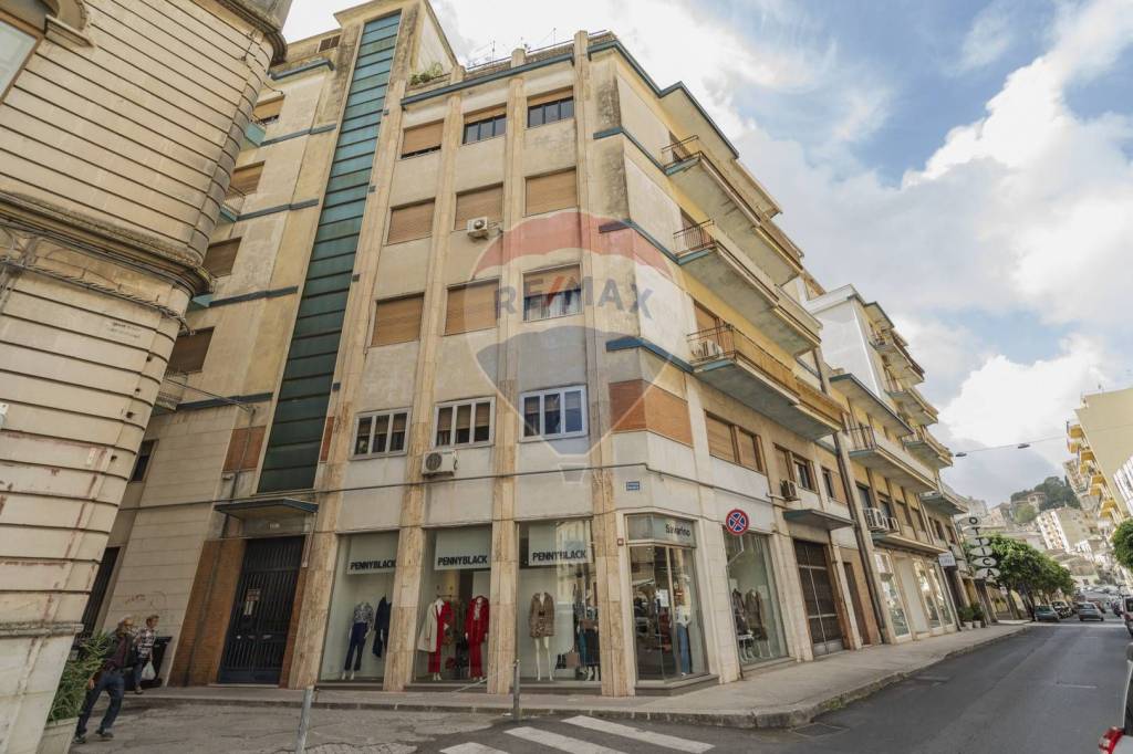 Appartamento in vendita a Modica via vittorio veneto, 8