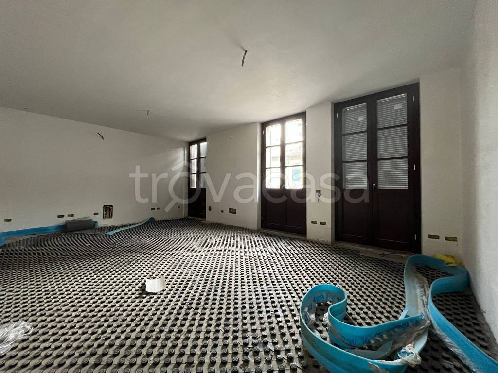 Appartamento in vendita a Merate via Collegio Alessandro Manzoni