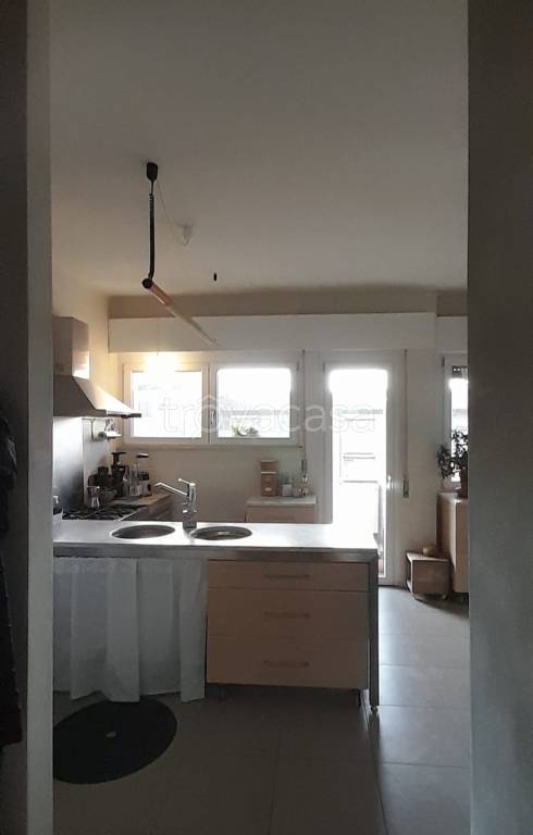 Appartamento in in vendita da privato a Cremona via Cesare Carena, 3