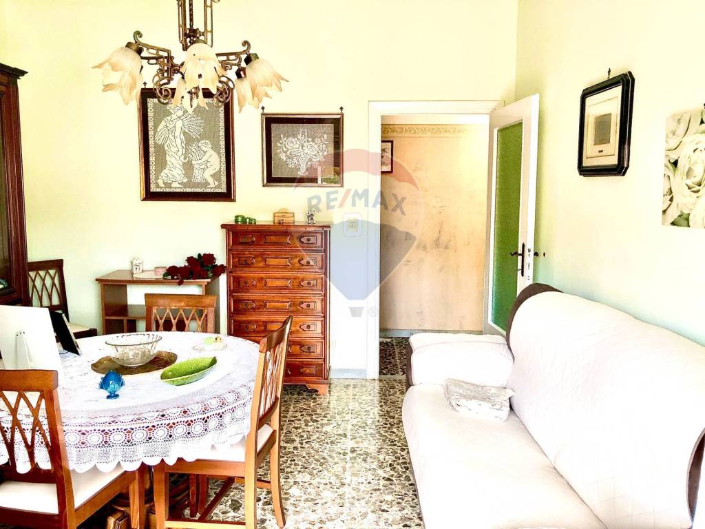 Appartamento in vendita a Terracina via Don Morosini, 41