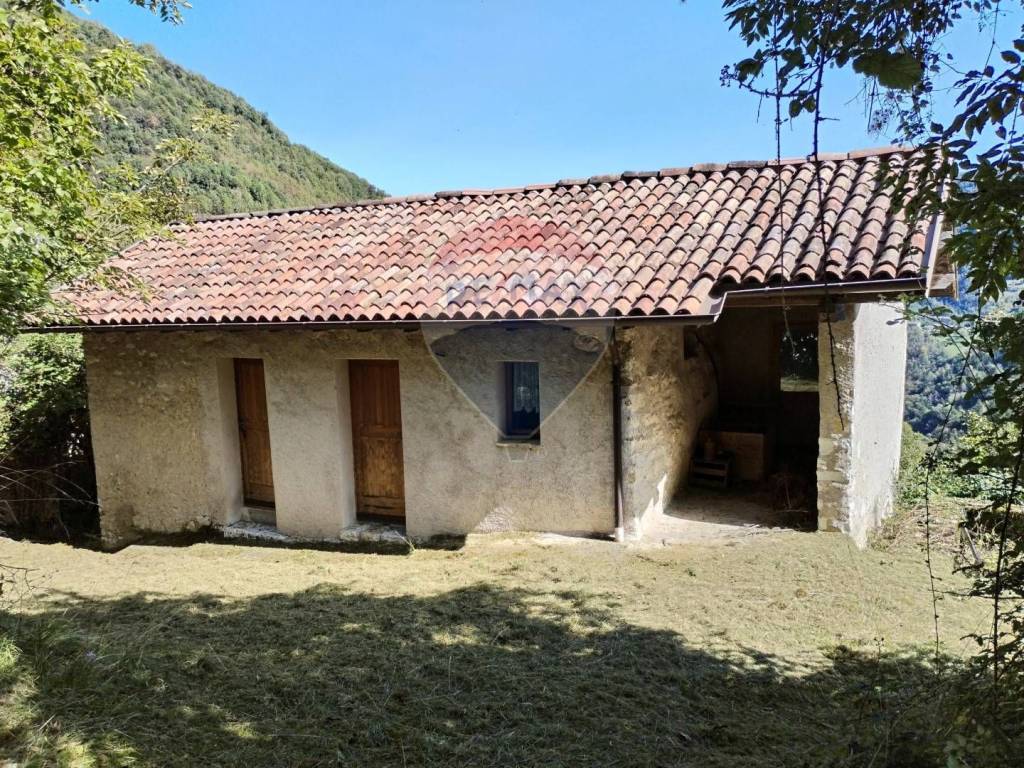 Casa Indipendente in vendita a Borgo Valbelluna località Boschi