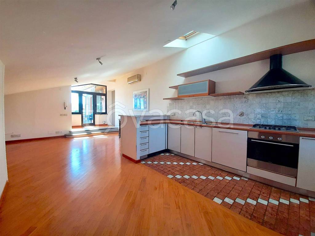 Appartamento in vendita a Barberino di Mugello piazza Camillo Benso di Cavour, 70