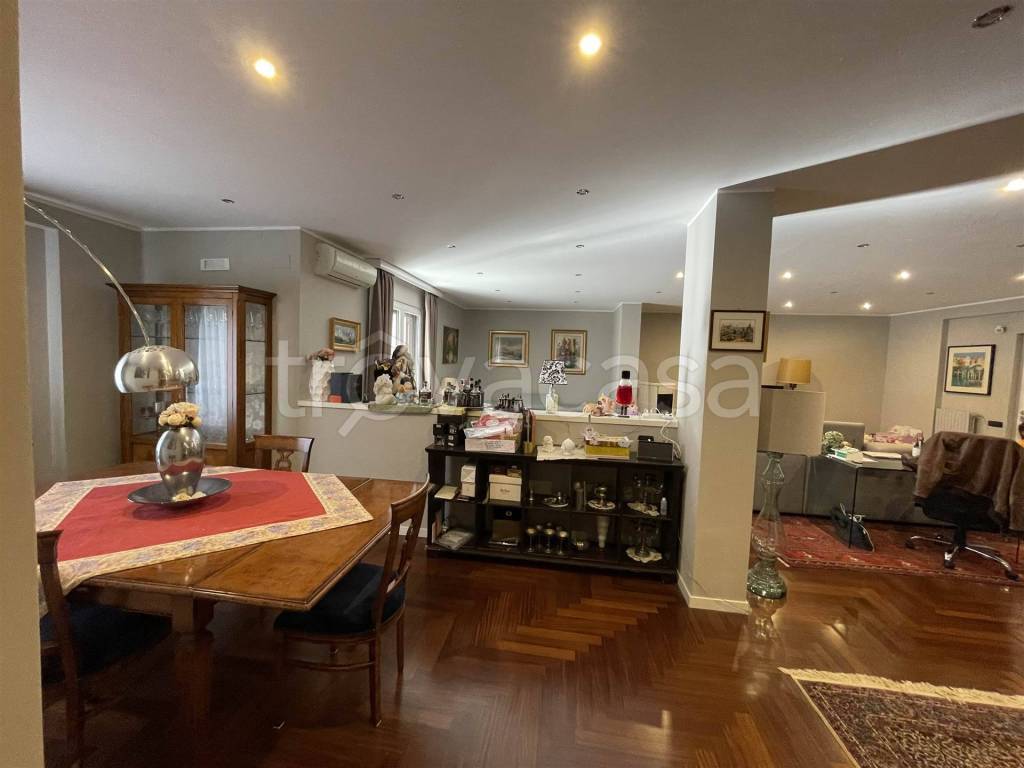 Appartamento in vendita a Caserta