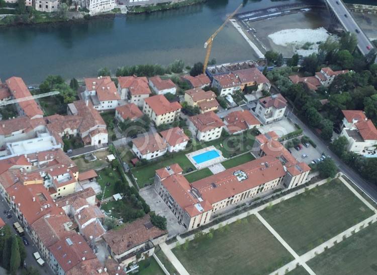 Attico in in vendita da privato a Bassano del Grappa vicolo Don Luigi Soldà, 8