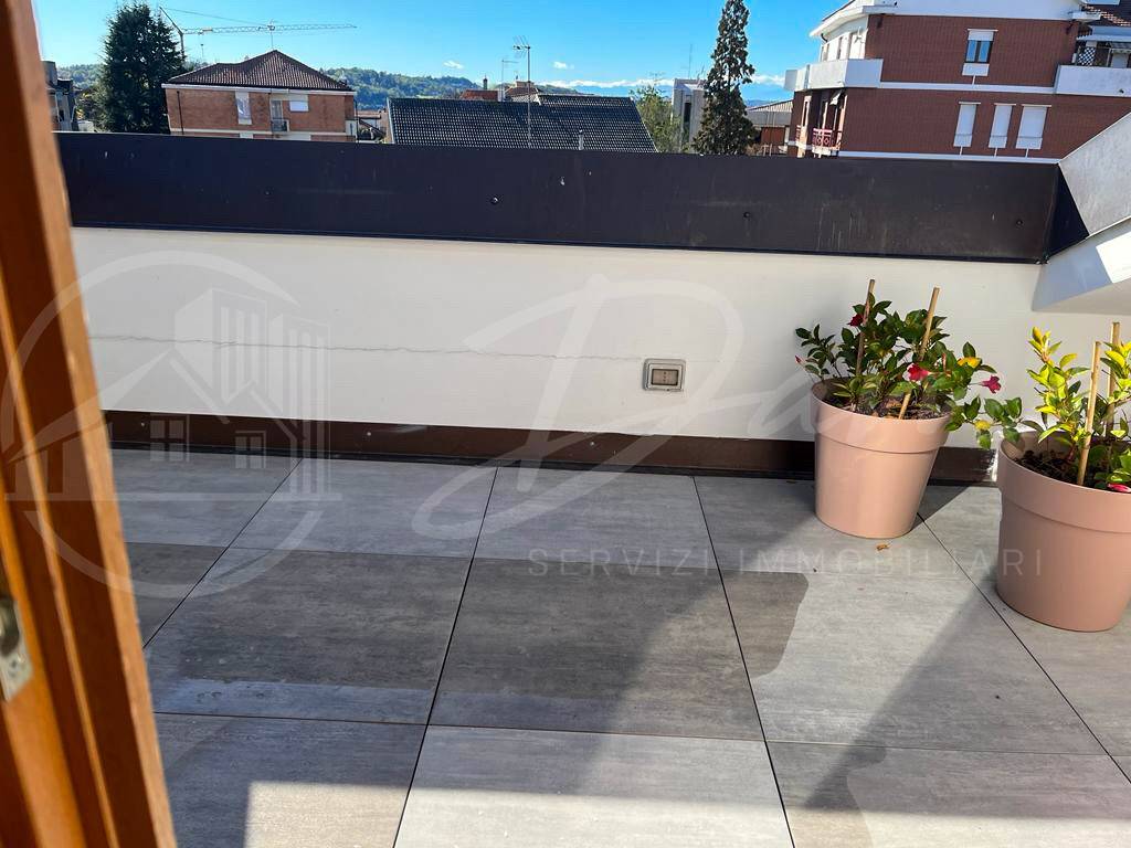 Mansarda in vendita ad Asti via Antonio Canova, 11