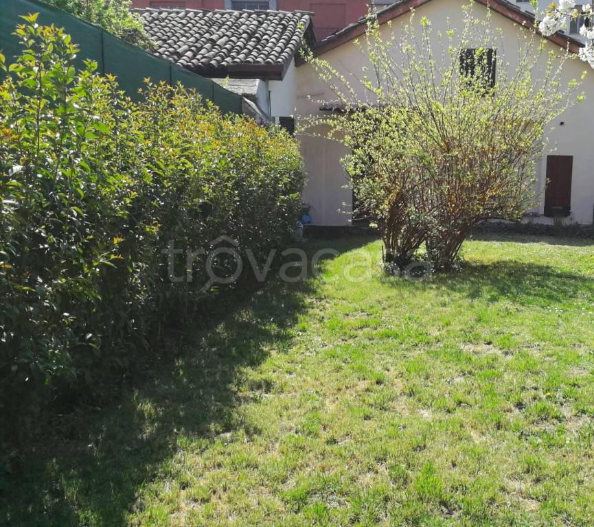 Appartamento in vendita ad Asti via Gioacchino Testa, 33