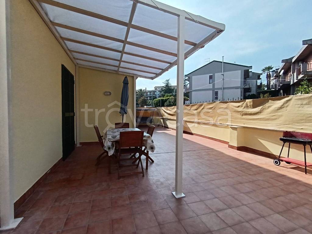 Appartamento in in vendita da privato ad Aci Castello via Giovanni Grasso