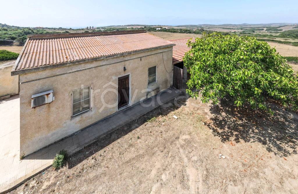 Villa in vendita a Sassari via dei Larici, 8