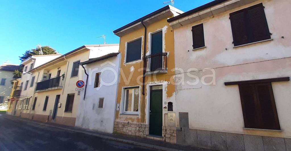Casa Indipendente in vendita a Garlasco via Guglielmo Marconi, 8